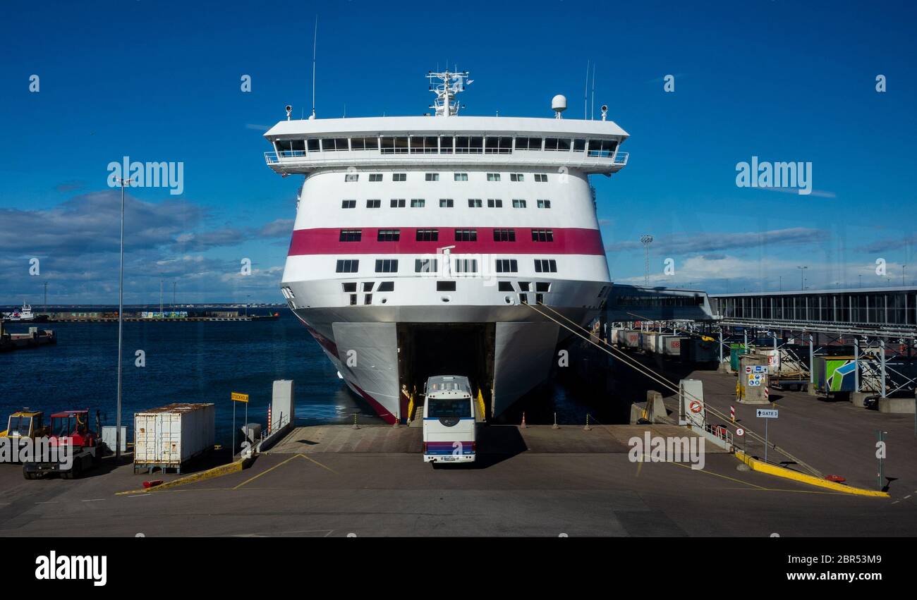 Harbour in tallinn estonia estonia shipping baltic ferry hi-res stock ...