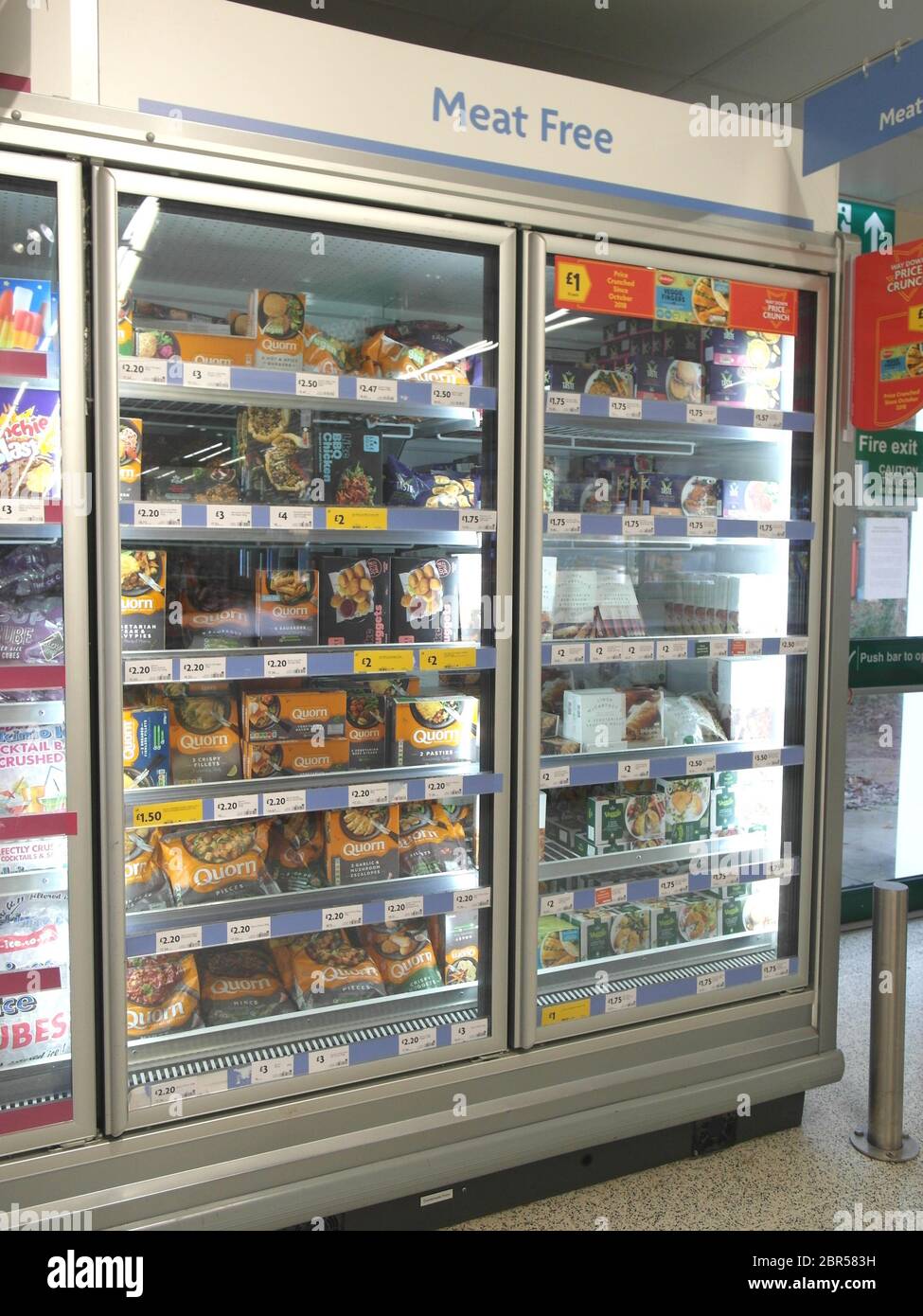 Meat free alternative frozen food products in Morrisons Supermarket ...