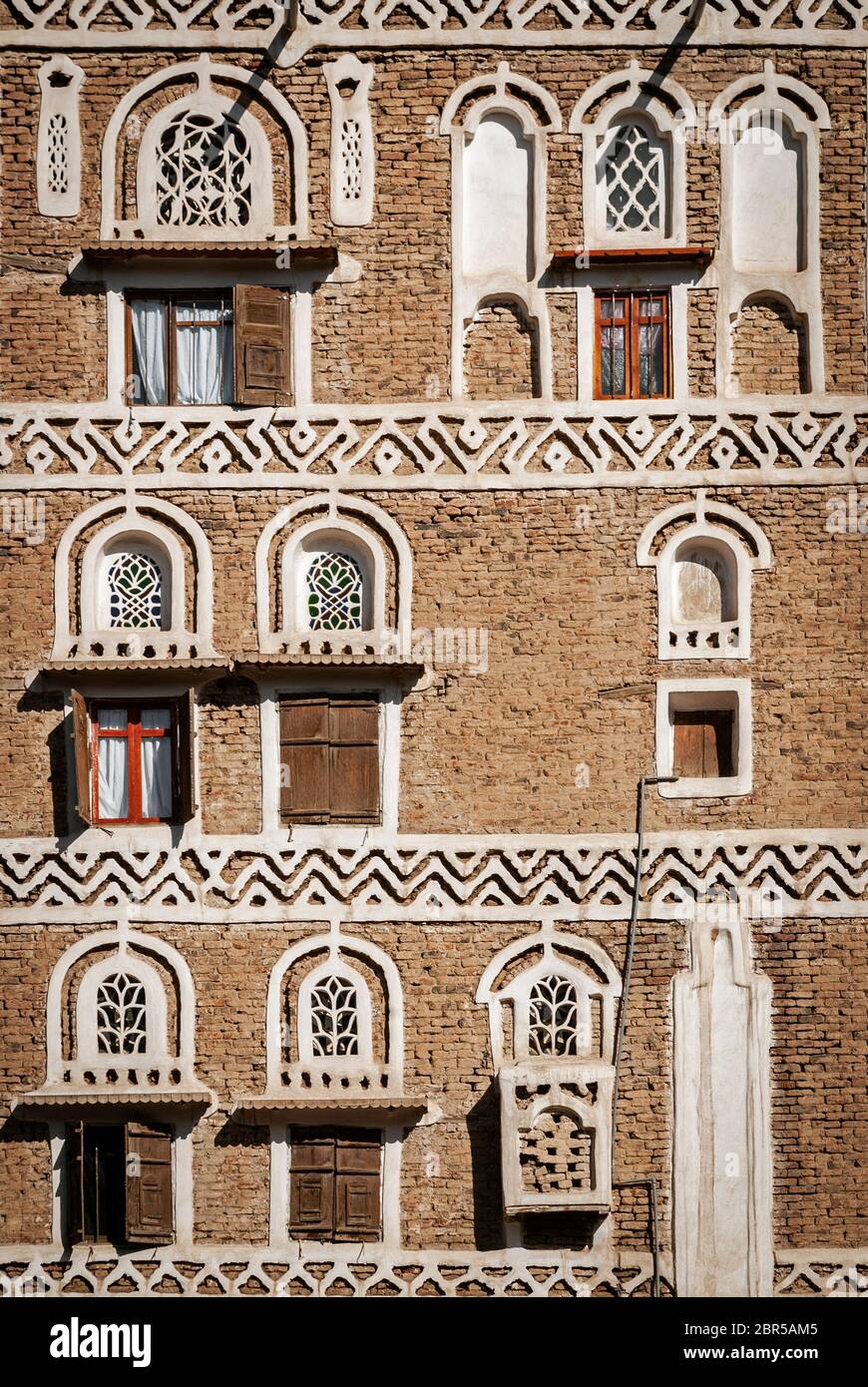traditional yemeni heritage architecture design details in historic ...