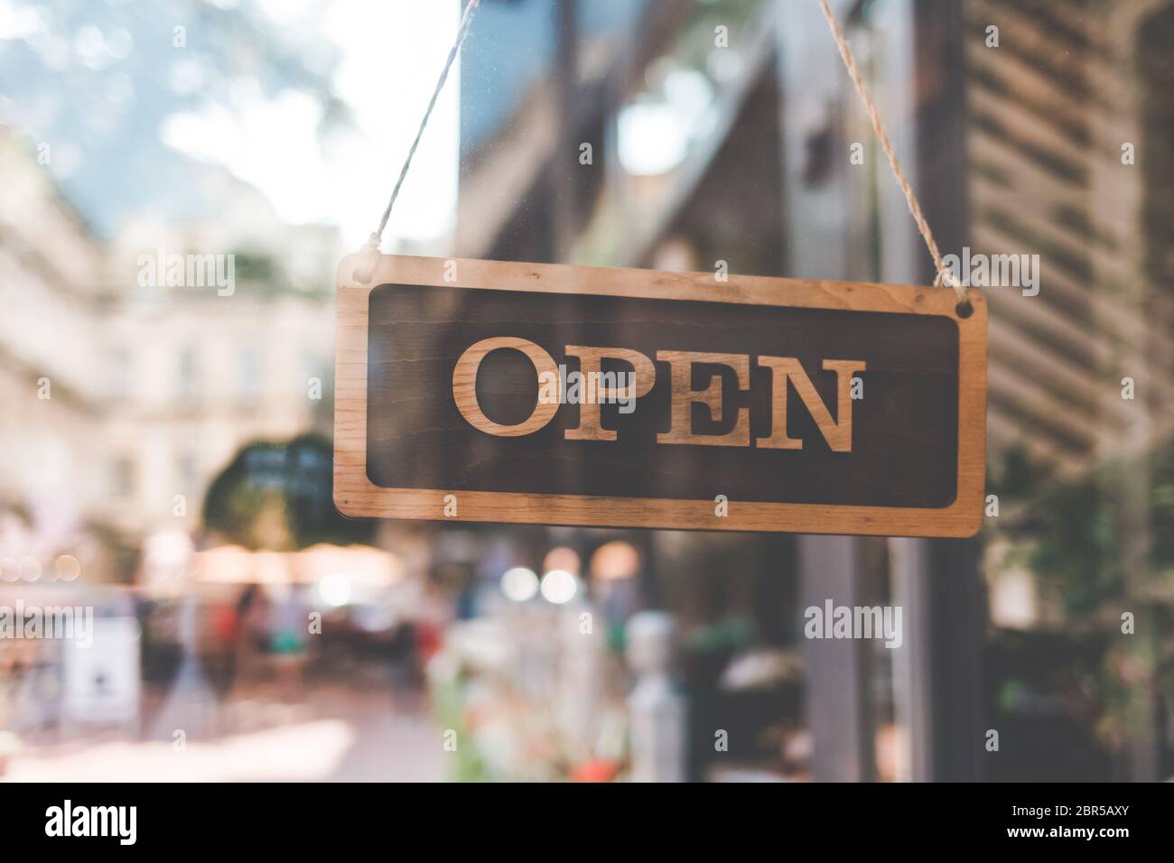 sign open on the door of the restaurant. open signboard Stock Photo - Alamy