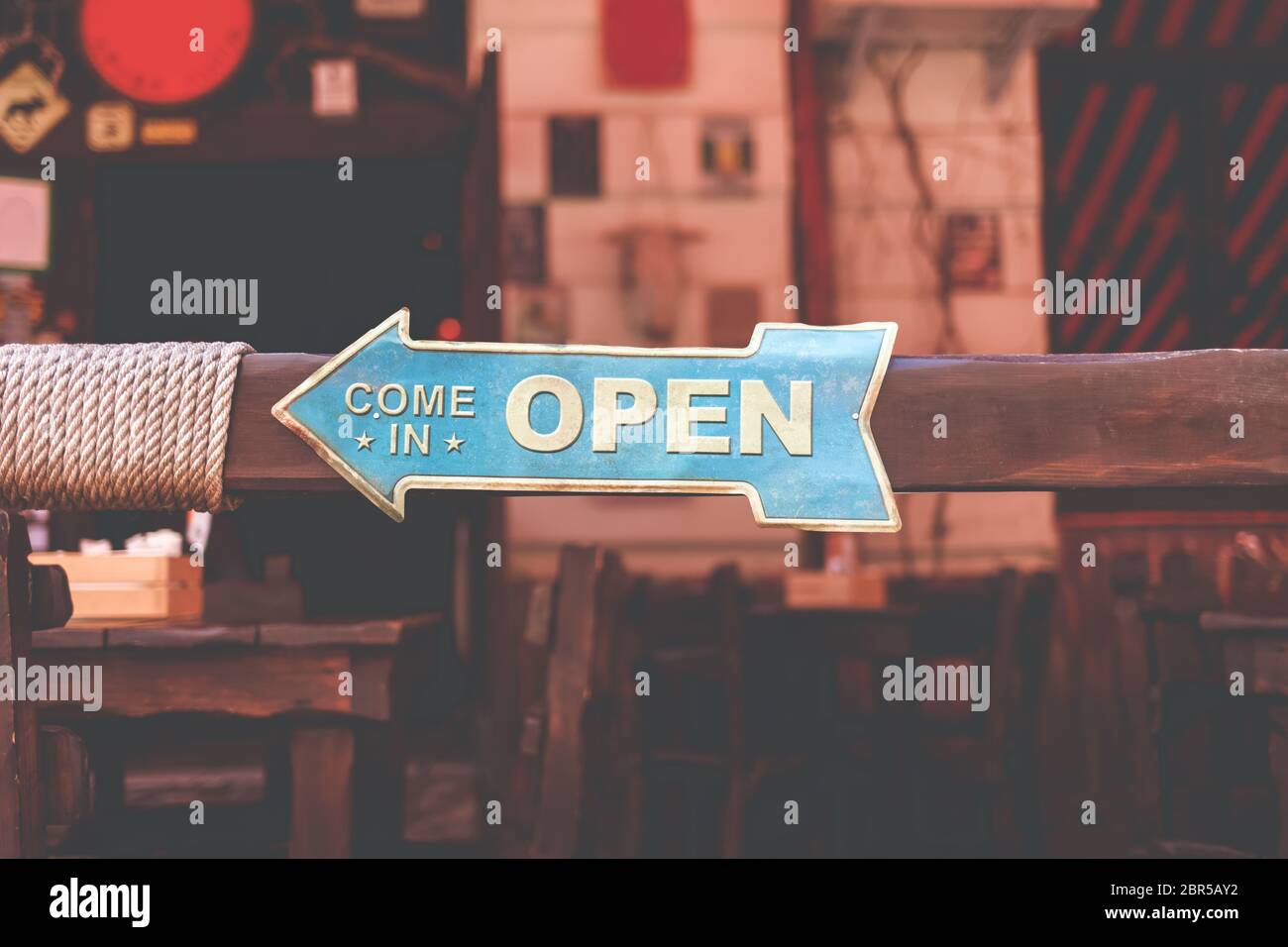 arrow with inscription open. open signboard Stock Photo - Alamy