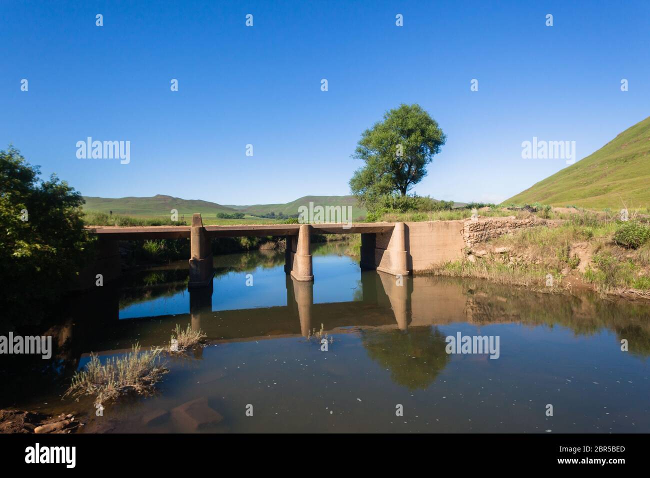 Small river bridge scenic rural mountain terrain Stock Photo - Alamy