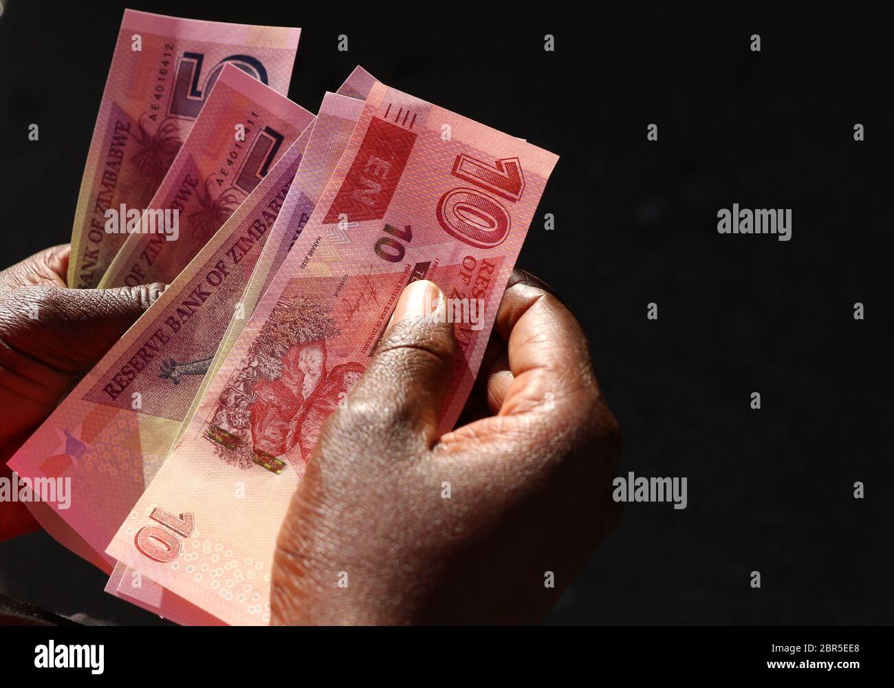 Zimbabwe dollar note in harare hi-res stock photography and images - Alamy