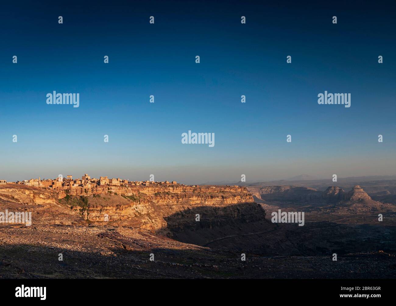kawkaban ancient traditional architecture hilltop village in haraz ...