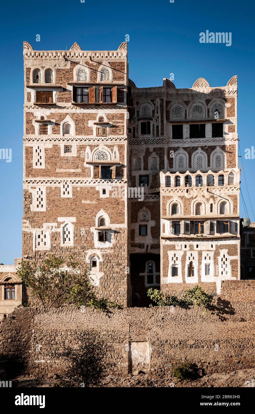 famous traditional architecture heritage buildings view in sanaa city ...