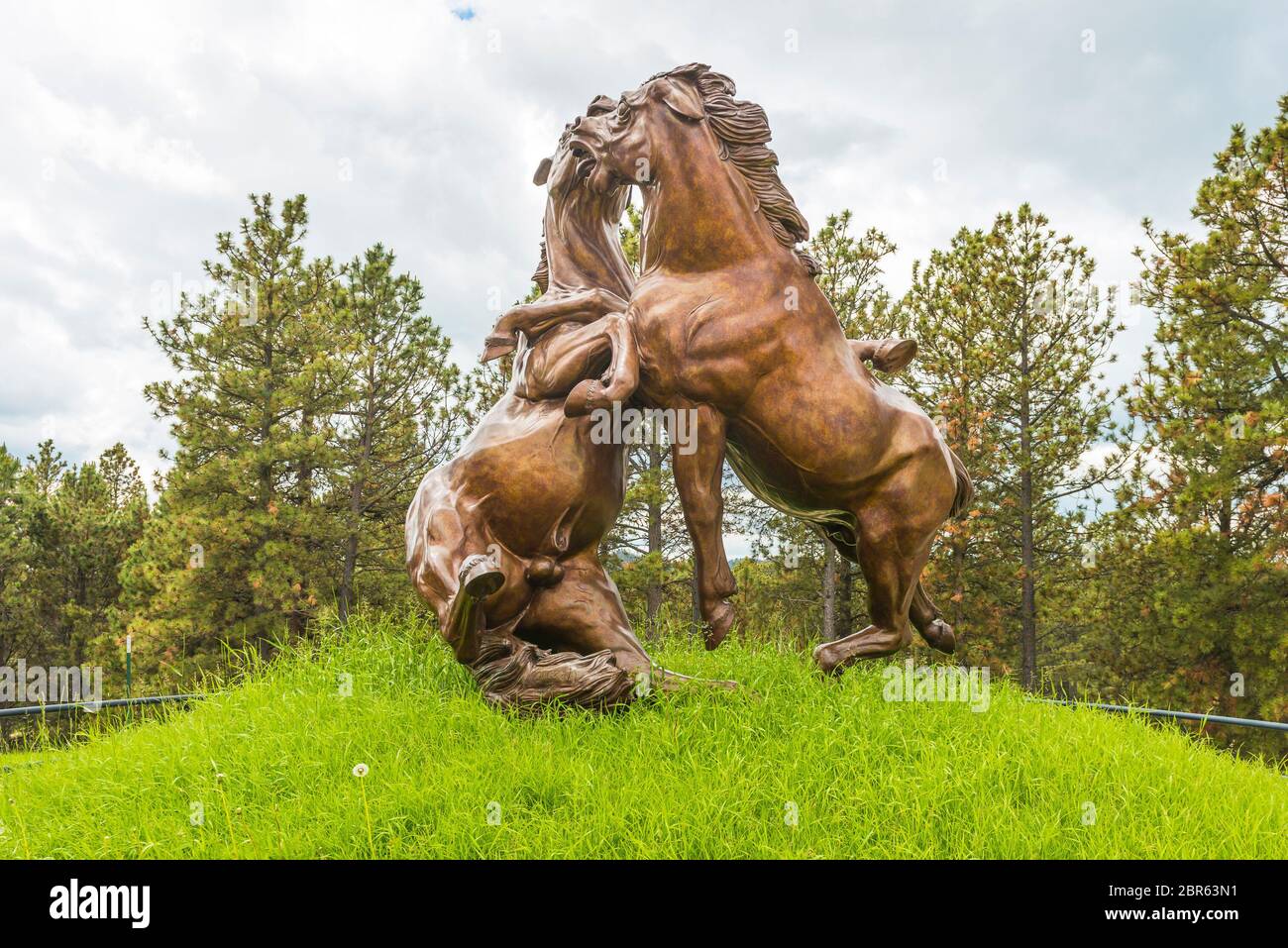 Crazy horse memorial, mount rushmore hi-res stock photography and ...