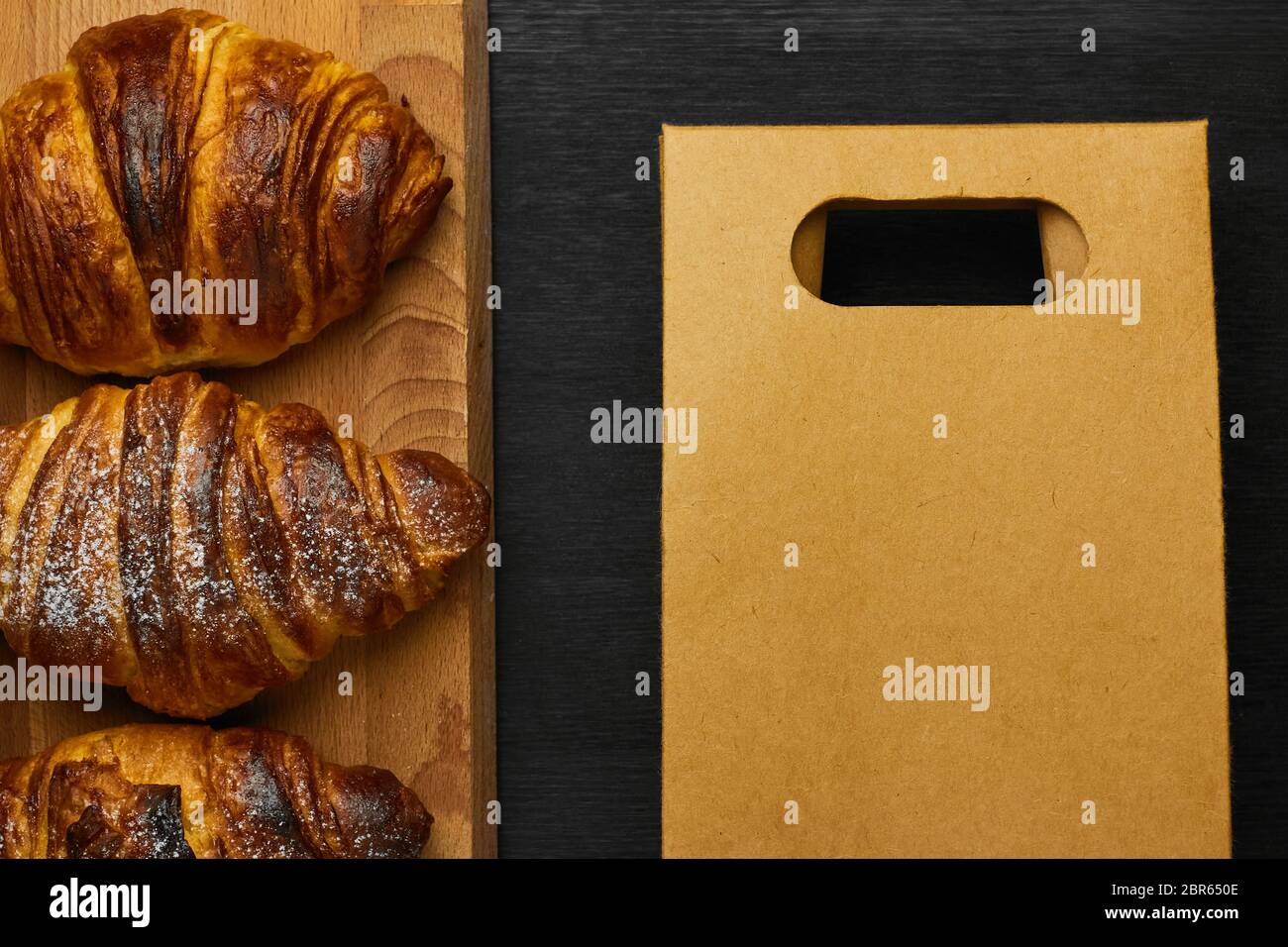 Delivery sheet hi-res stock photography and images - Alamy