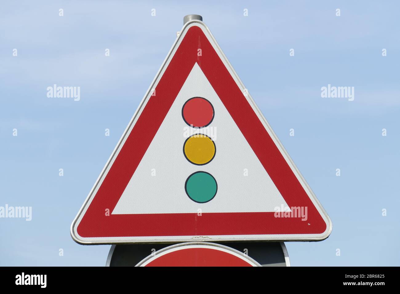 Road sign traffic light, traffic light Stock Photo - Alamy