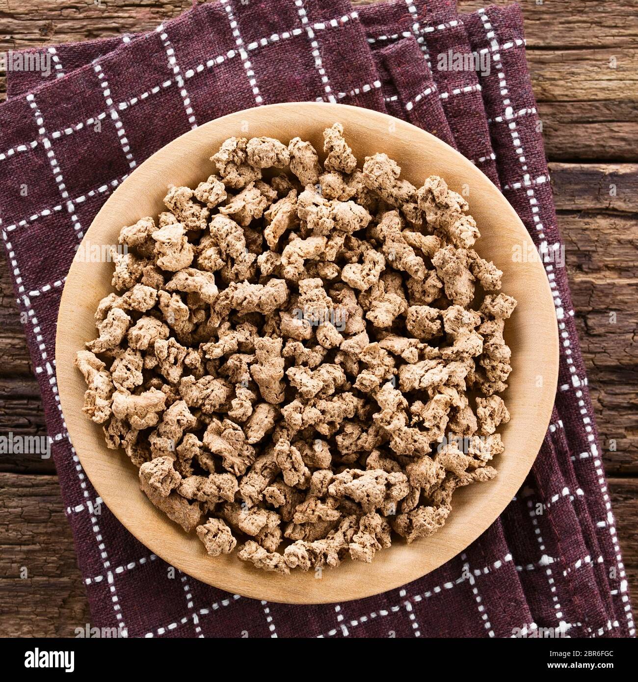 Raw dehydrated soy meat, soy protein, soya chunks or textured vegetable ...