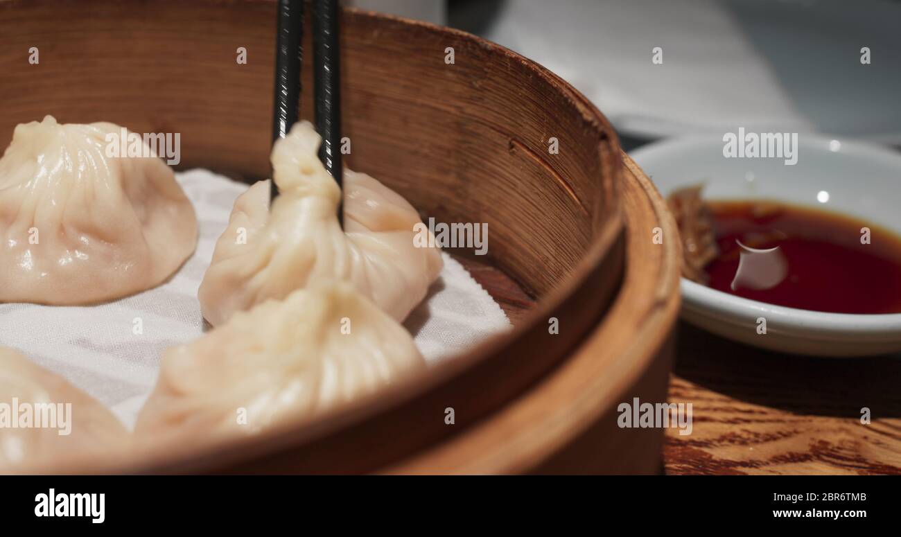Steamed meat dumpling in restaurant Stock Photo - Alamy