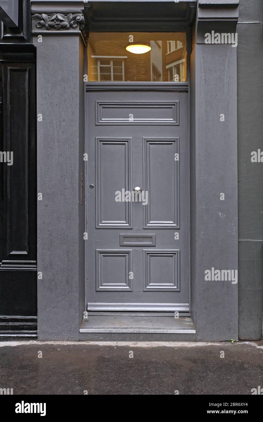Silver door entrance hi-res stock photography and images - Alamy