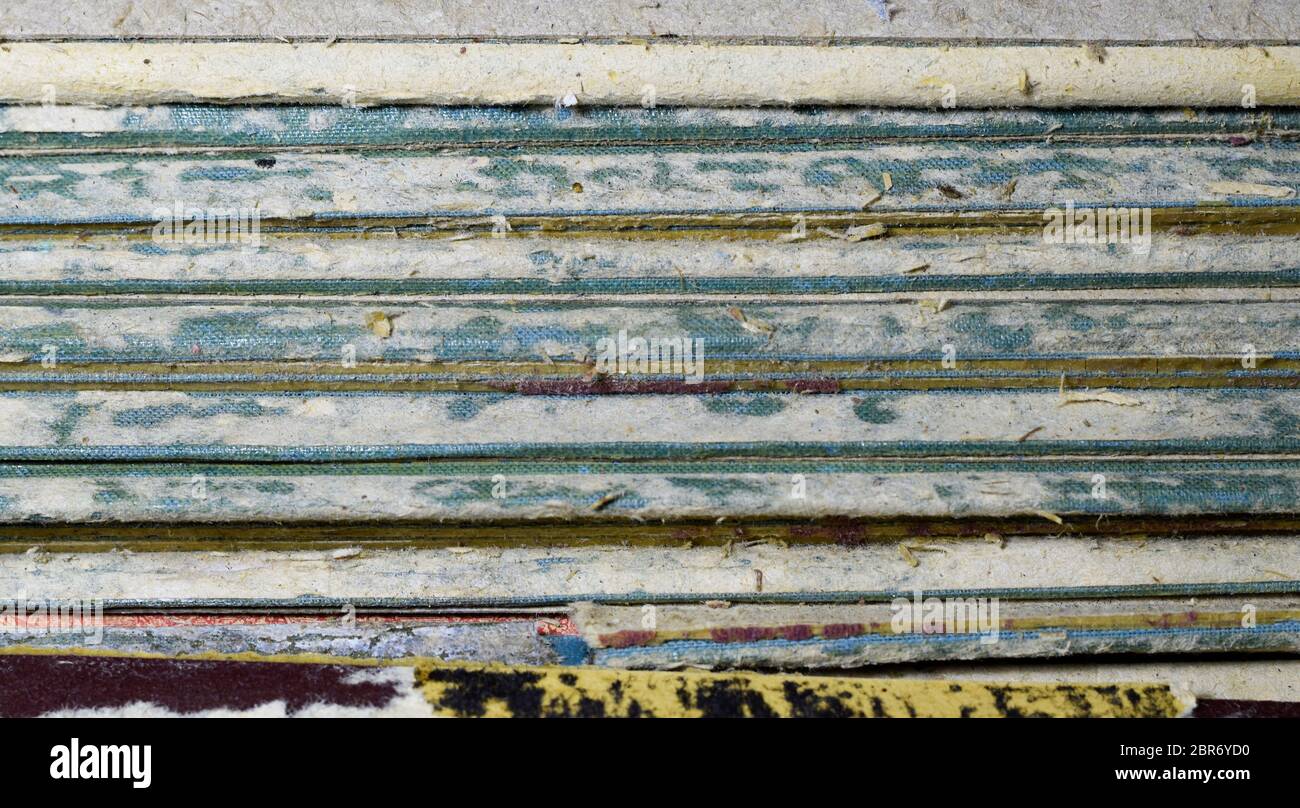 Old photo album cover hi-res stock photography and images - Alamy