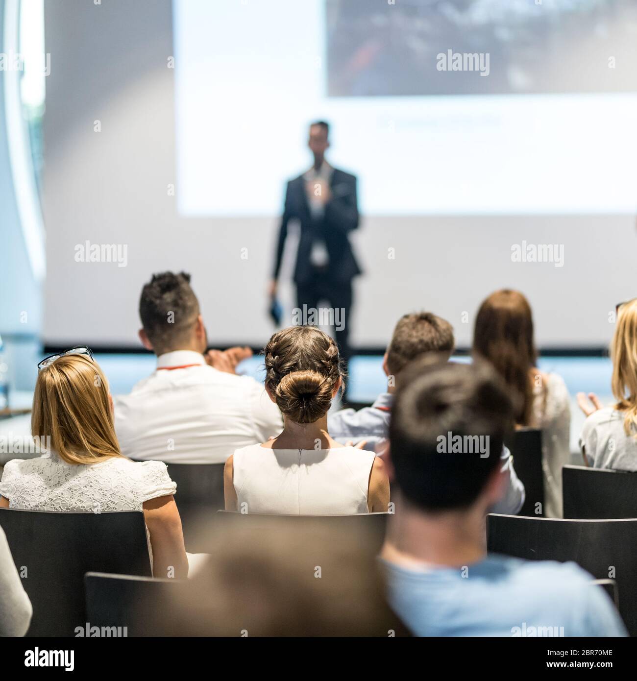 Person giving speech audience hi-res stock photography and images - Alamy