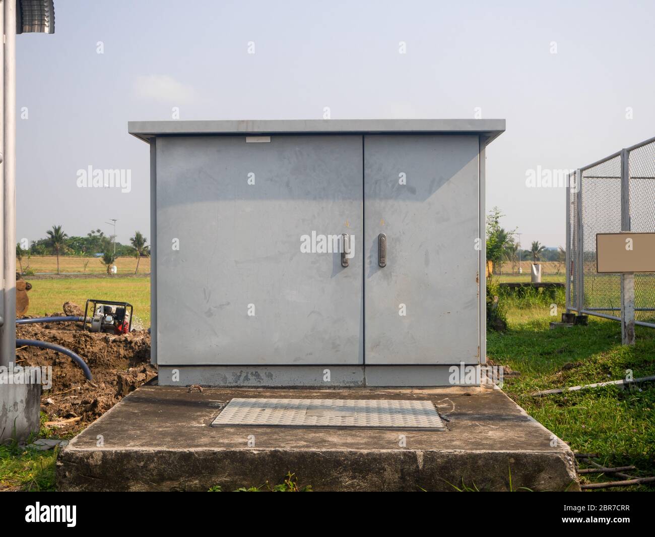 Barbed wire and transformer hi-res stock photography and images - Alamy