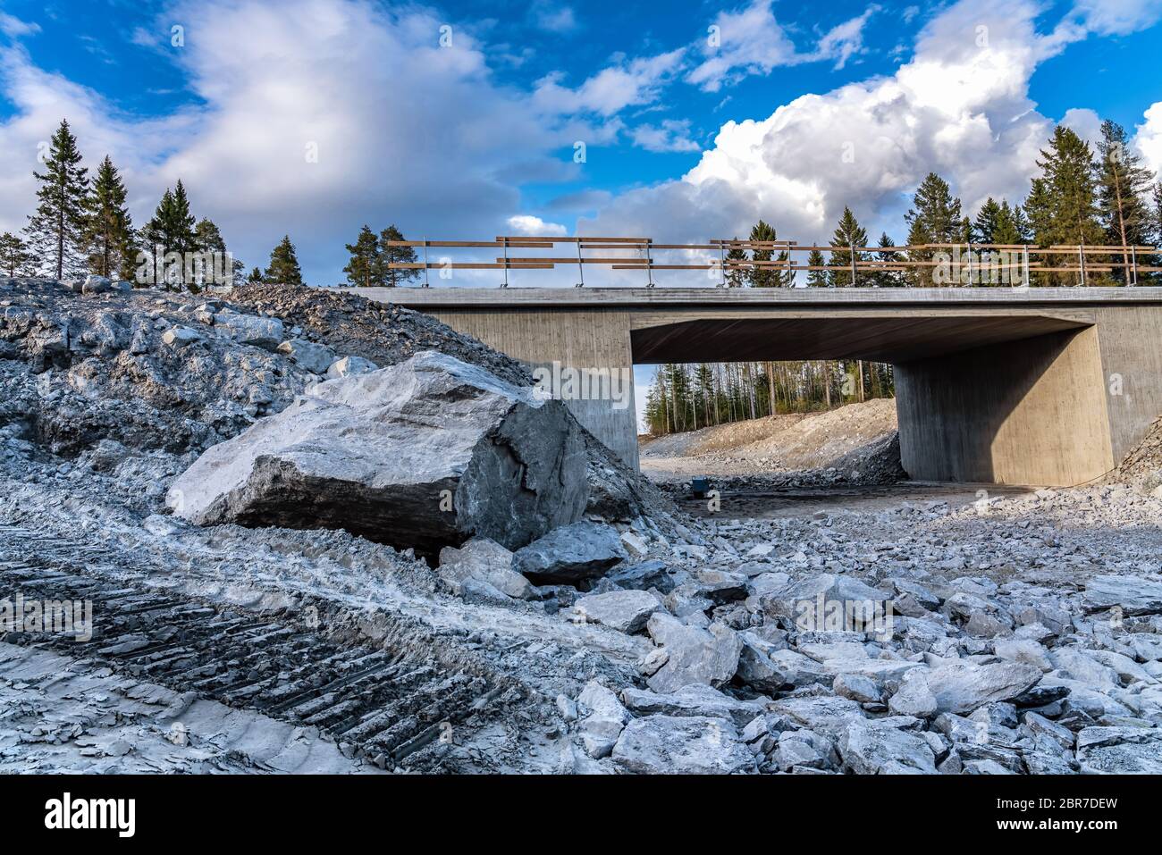 Crushed stone road hi-res stock photography and images - Alamy
