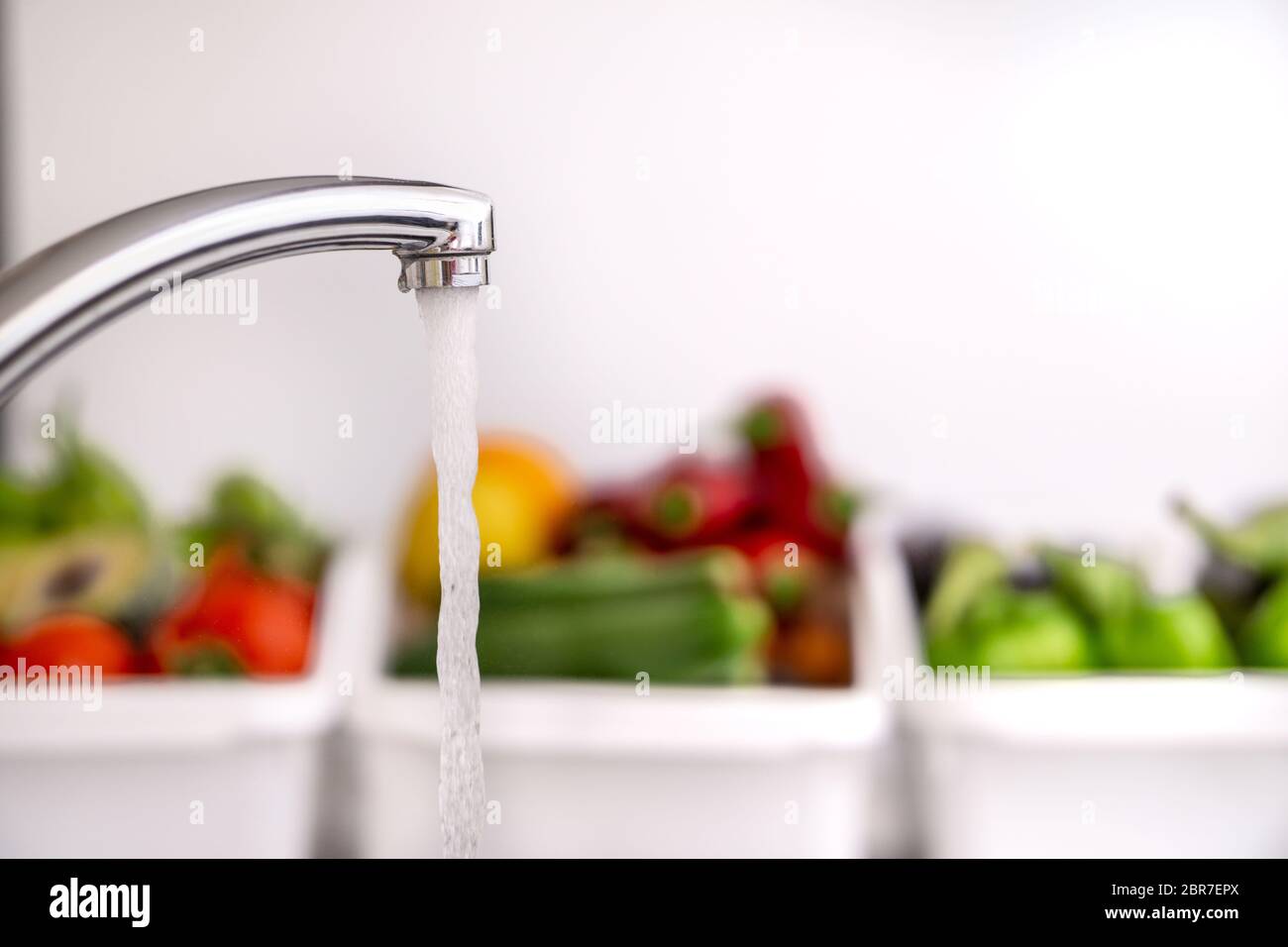 Wash in running water hi-res stock photography and images - Alamy