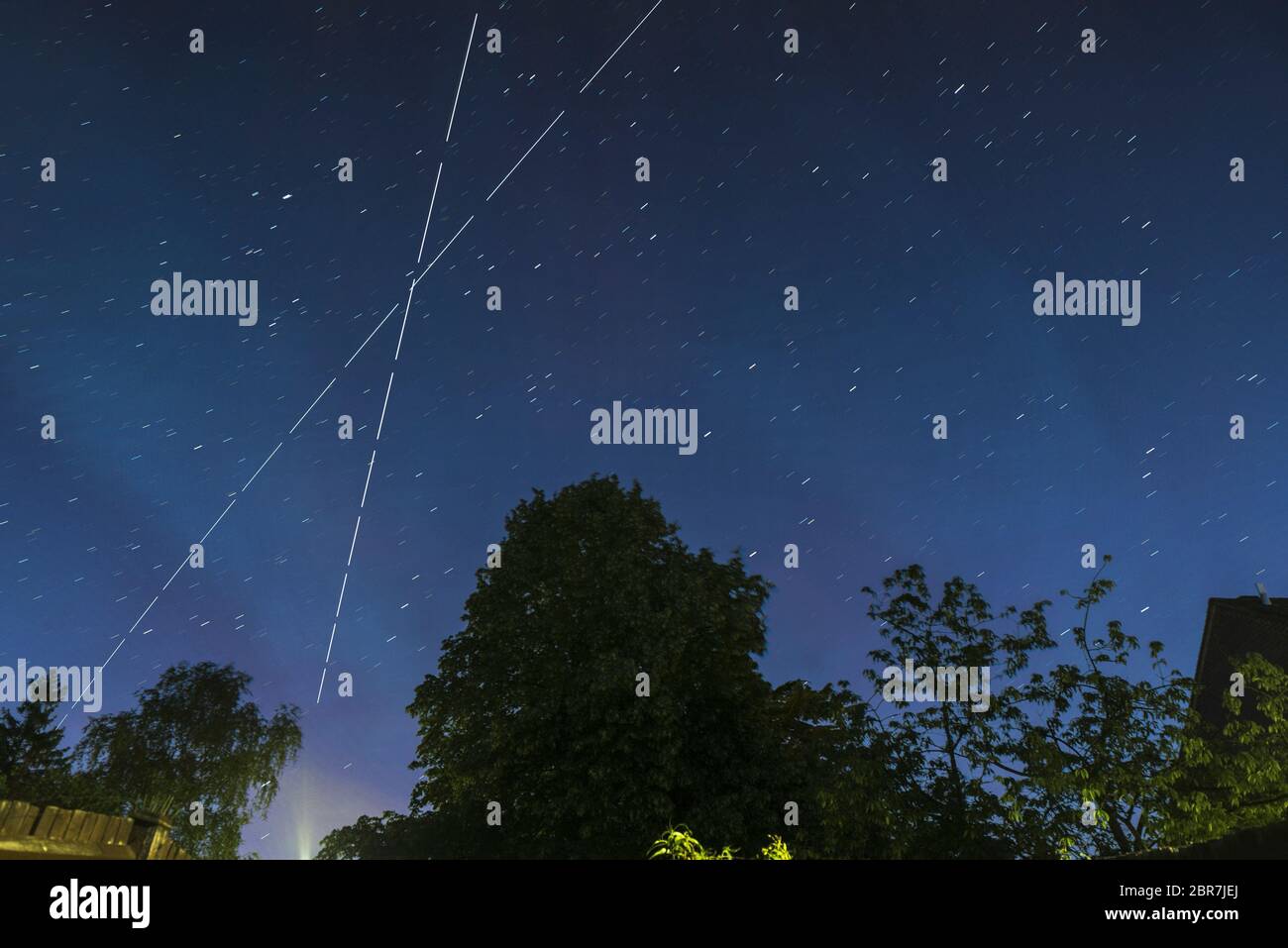 Space shuttle launch uk hi-res stock photography and images - Alamy