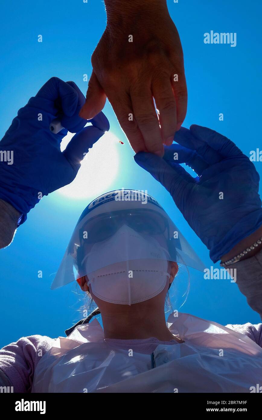 Pinprick test hi-res stock photography and images - Alamy