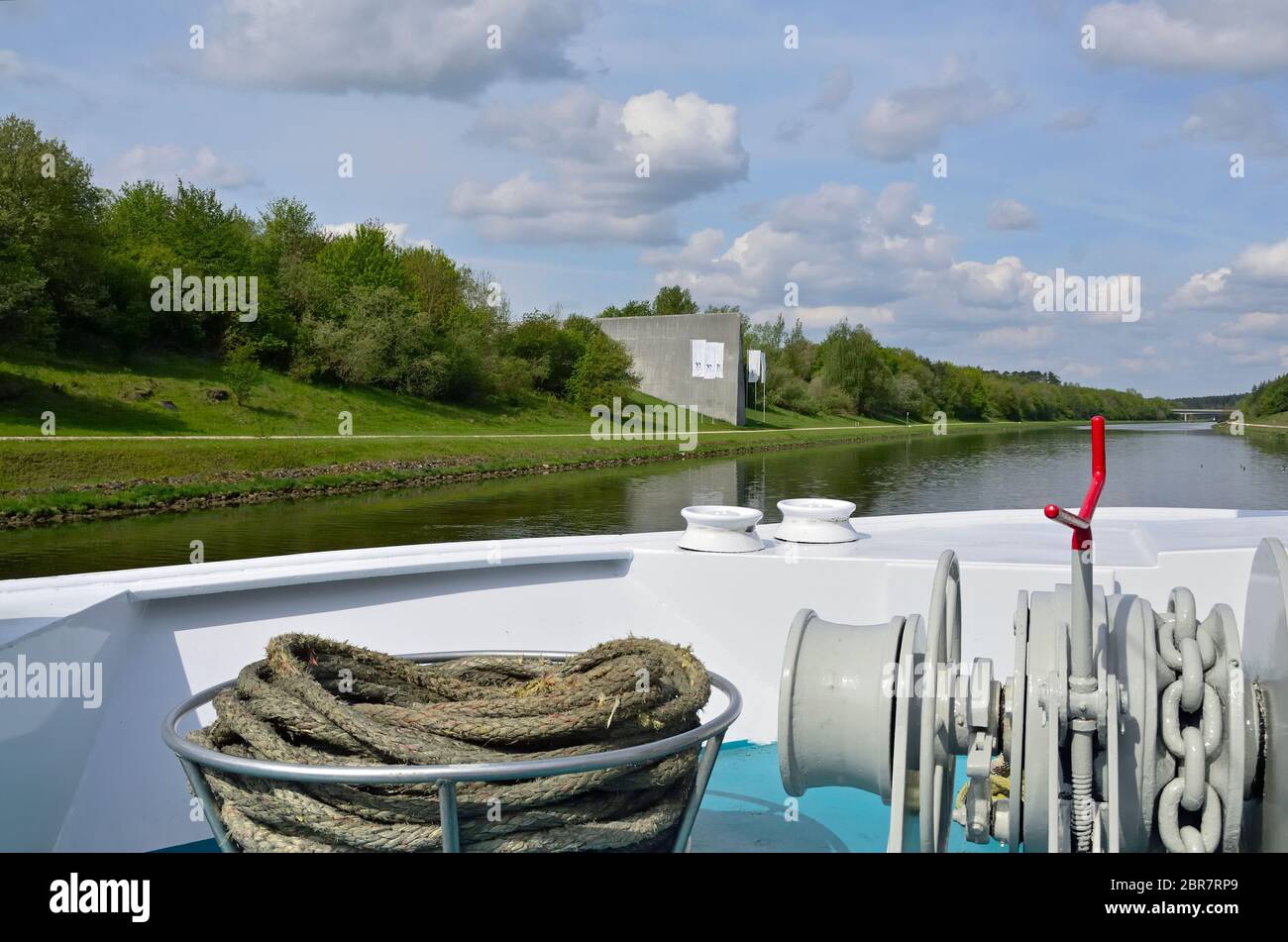 Denkmal, Wasserscheide am Main-Donau-Kanal Stock Photo - Alamy