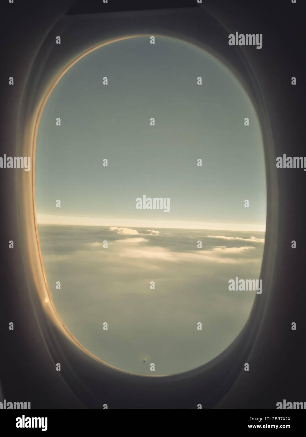 Pressure cabin plane hi-res stock photography and images - Alamy