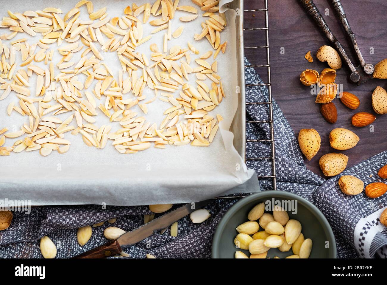 Almond shells hi-res stock photography and images - Alamy