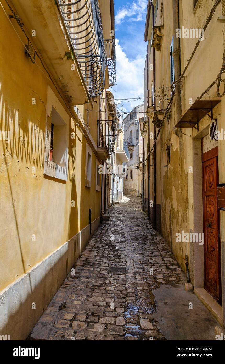 Scicli (Sicily): characteristic baroque alleys of the splendid town ...