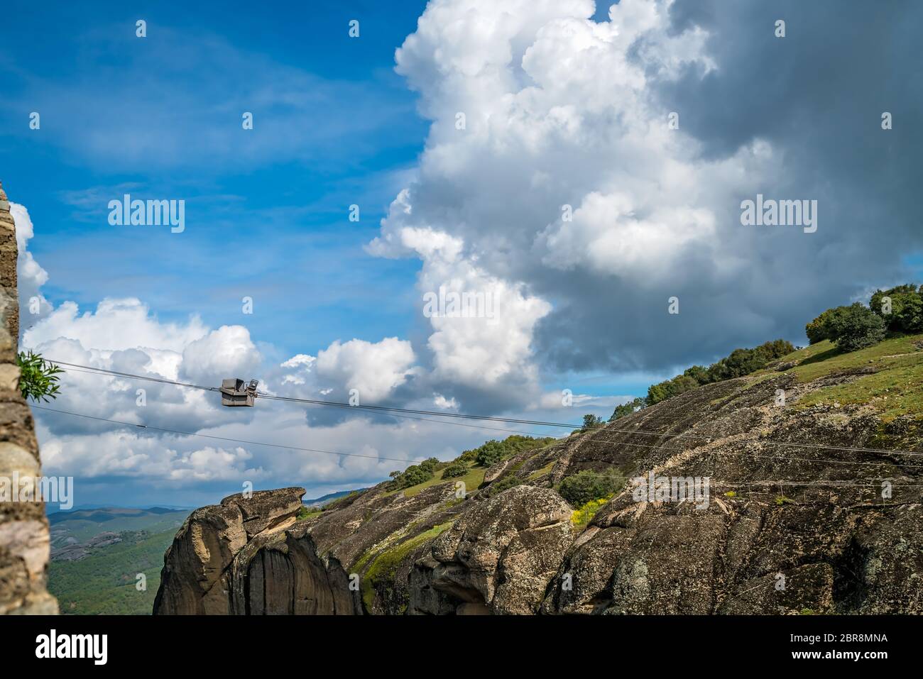 Ropeway transport of a basket cubicle with person and good to the top ...