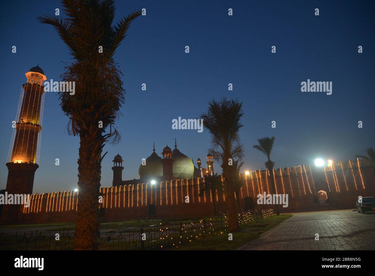 Lahore, Pakistan. 20th May, 2020. An attractive splendid stunning view ...