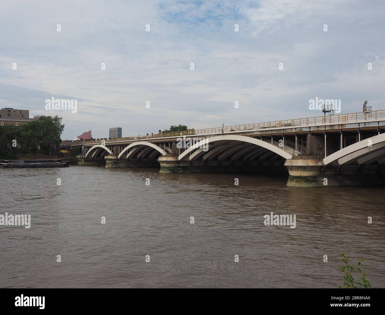 Grosvenor bridge victoria railway bridge hi-res stock photography and ...