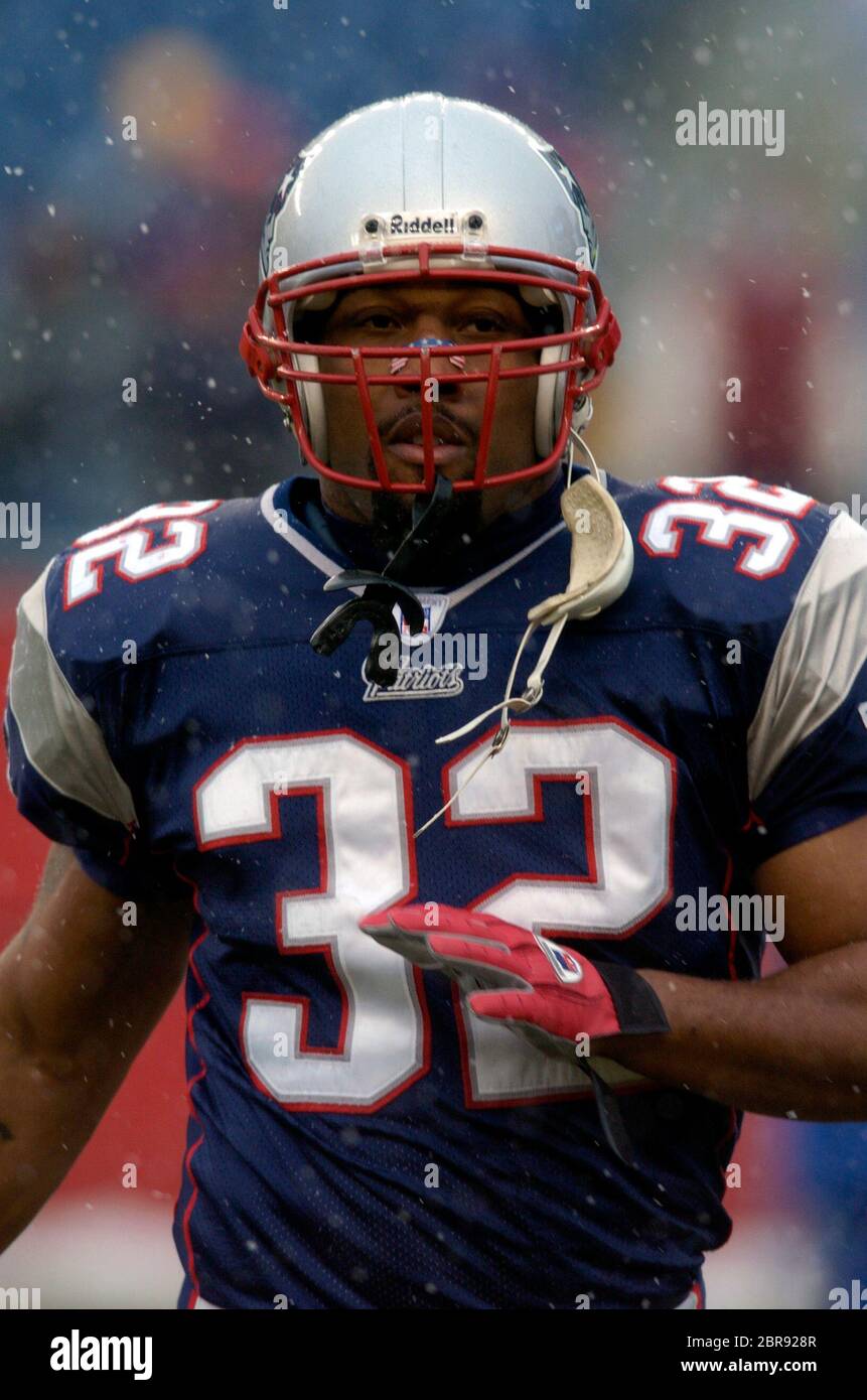 Foxborough, United States. 18th Jan, 2004. New England Patriots running ...