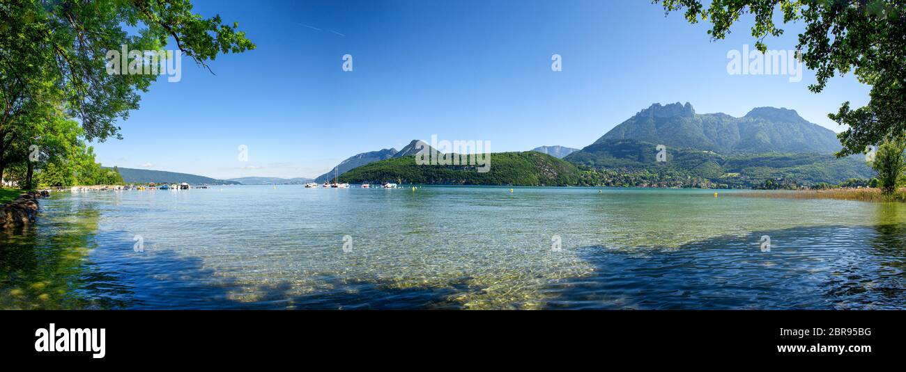 a view of lake of Annecy, french Alps Stock Photo - Alamy