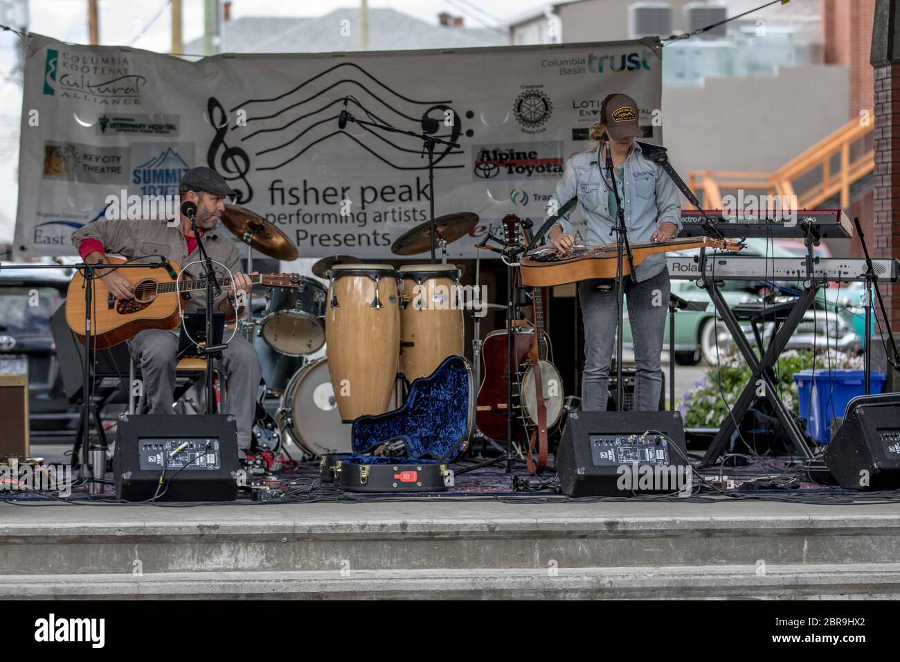 Duo music instruments hi-res stock photography and images - Alamy