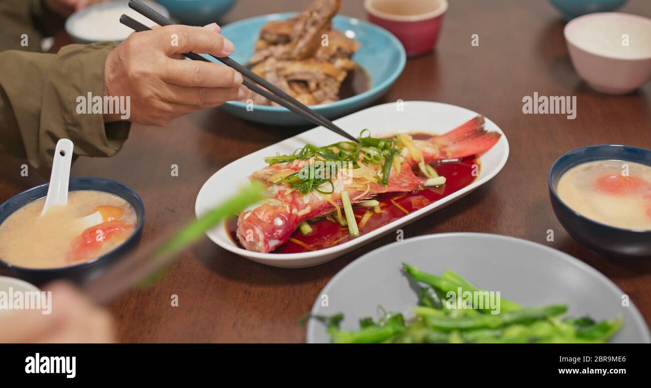 Chinese family dinner at home Stock Photo - Alamy
