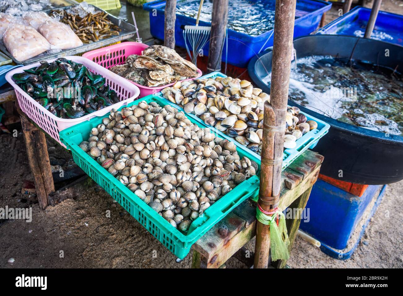 Prawn baskets hi-res stock photography and images - Alamy