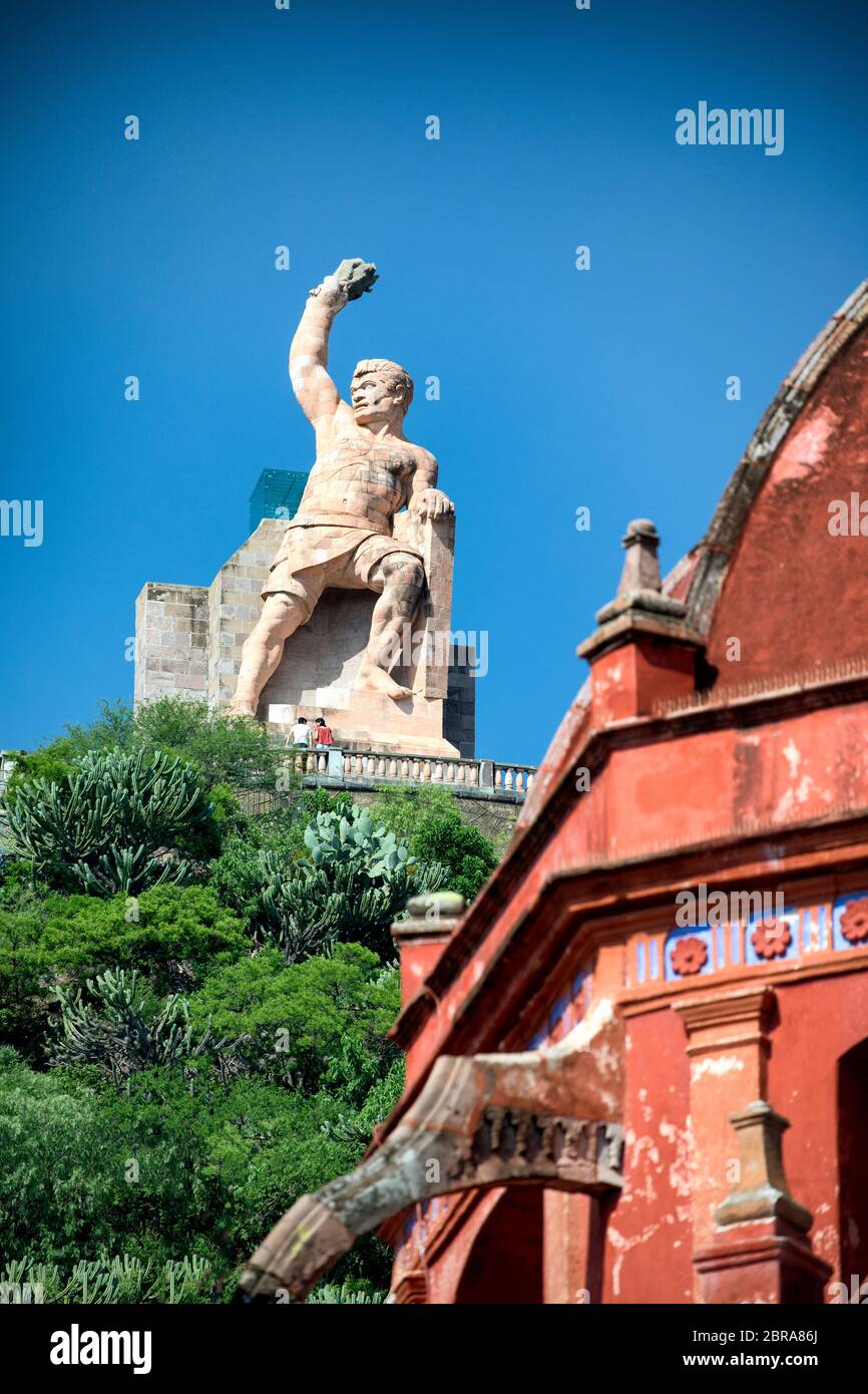 El Pipila statue as seen from the downtown plaza in Guanajuato, Mexico ...