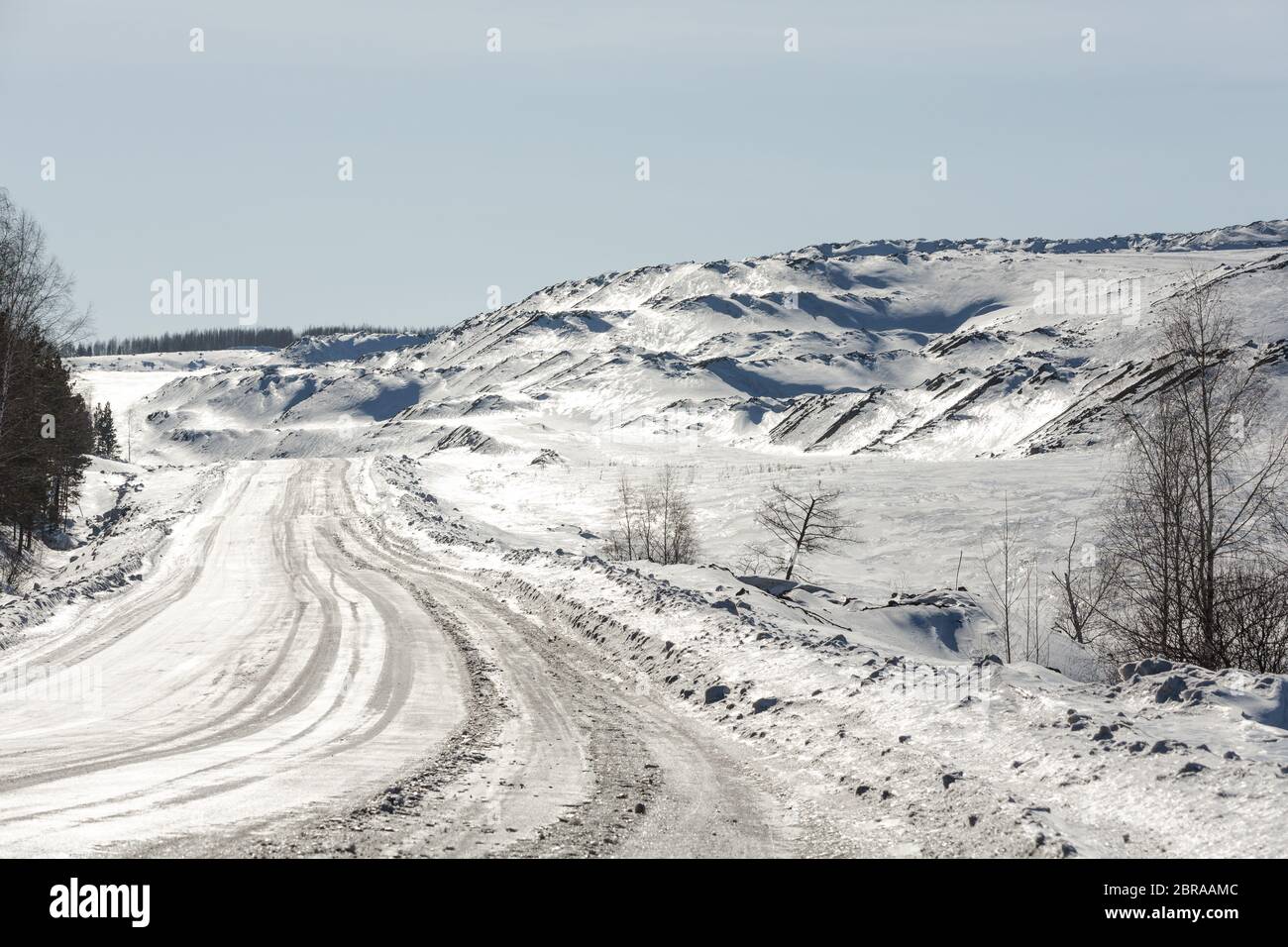 Snow dust russia hi-res stock photography and images - Alamy