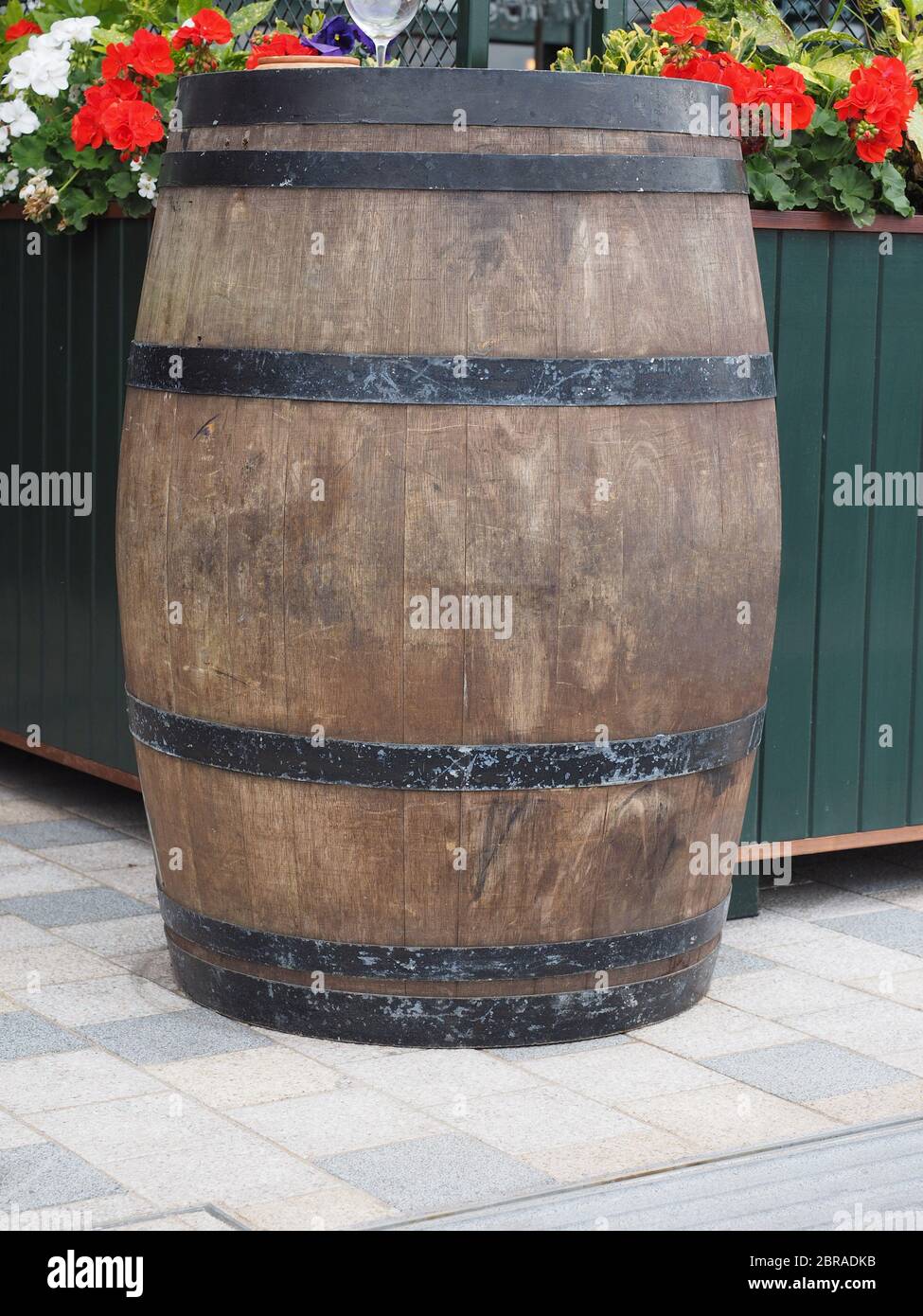 wooden barrel aka cask or keg for wine Stock Photo - Alamy