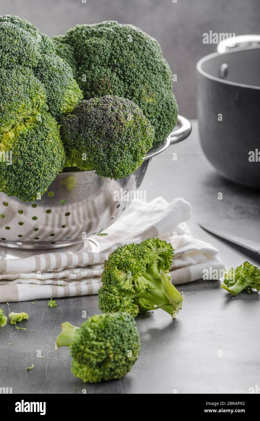 Broccoli vegetable raw picture, food photography, food styling Stock ...