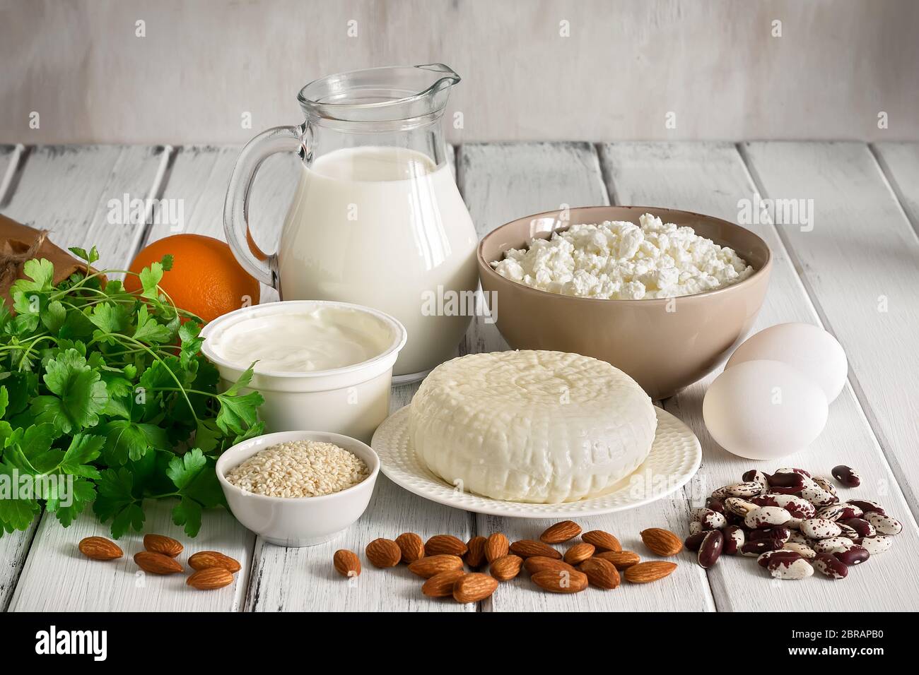 Calcium source foods hi-res stock photography and images - Alamy