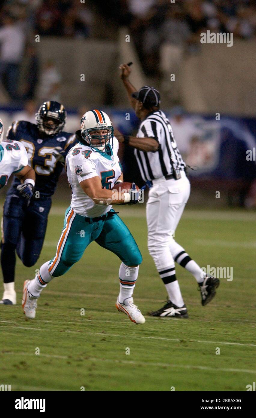 Tempe, United States. 27th Oct, 2003. Miami Dolphins linebacker Zach ...