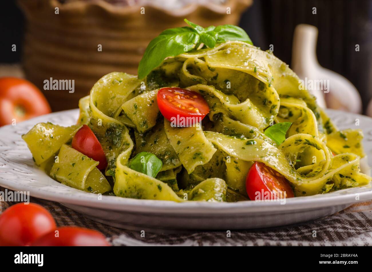 Pasta with basil pesto, very simple and delicious. Pesto from olive oil ...