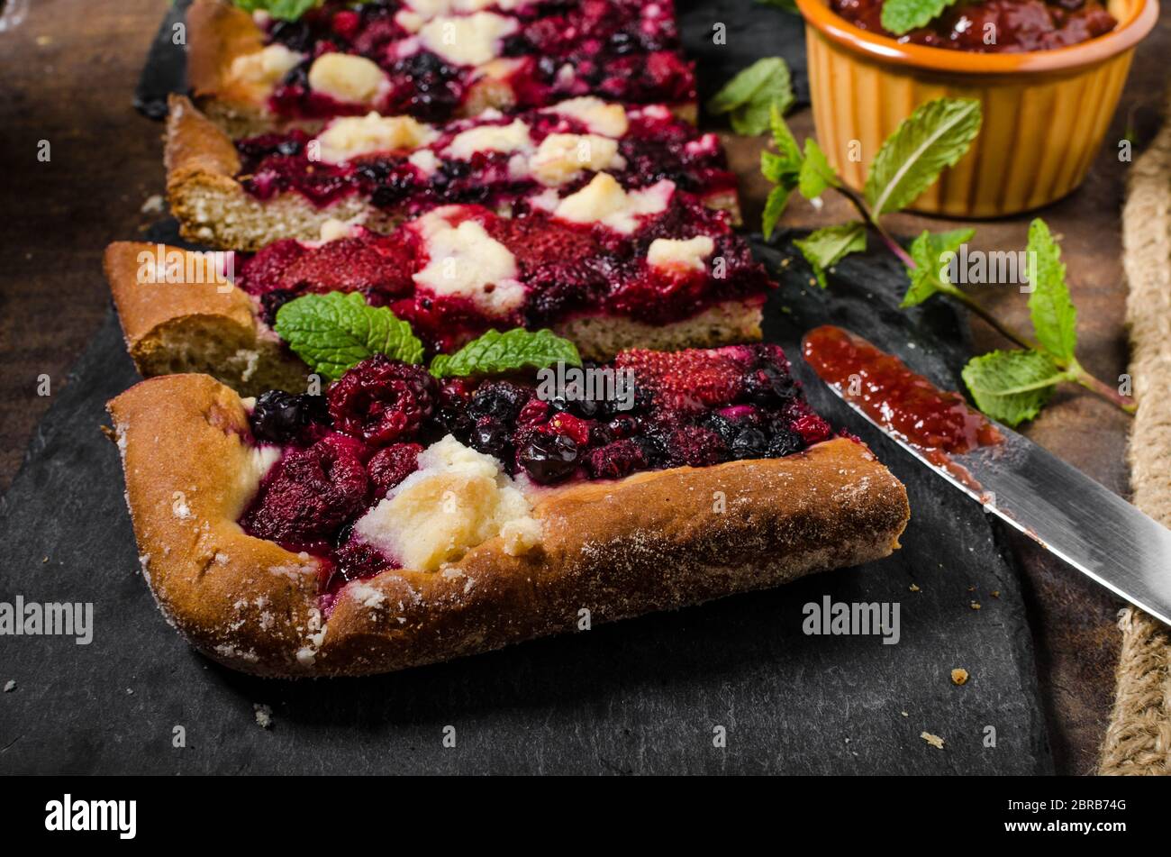 Traditional Czech crumble with berries, delicious simple crumble ...