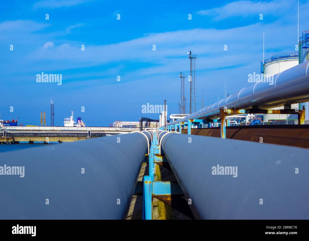Pipeline and pipe rack of petroleum industrial plant. Offshore Industry ...