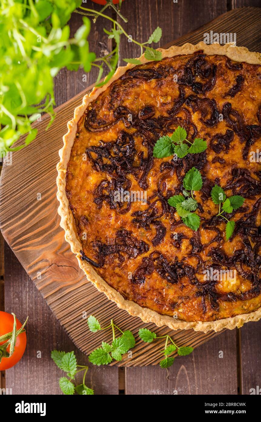 Delish quiche onion, food stylid photo, delish taste, ready for your ...