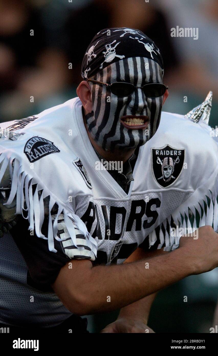 Oakland, United States. 20th Oct, 2003. Oakland Raiders fan.The Chiefs ...