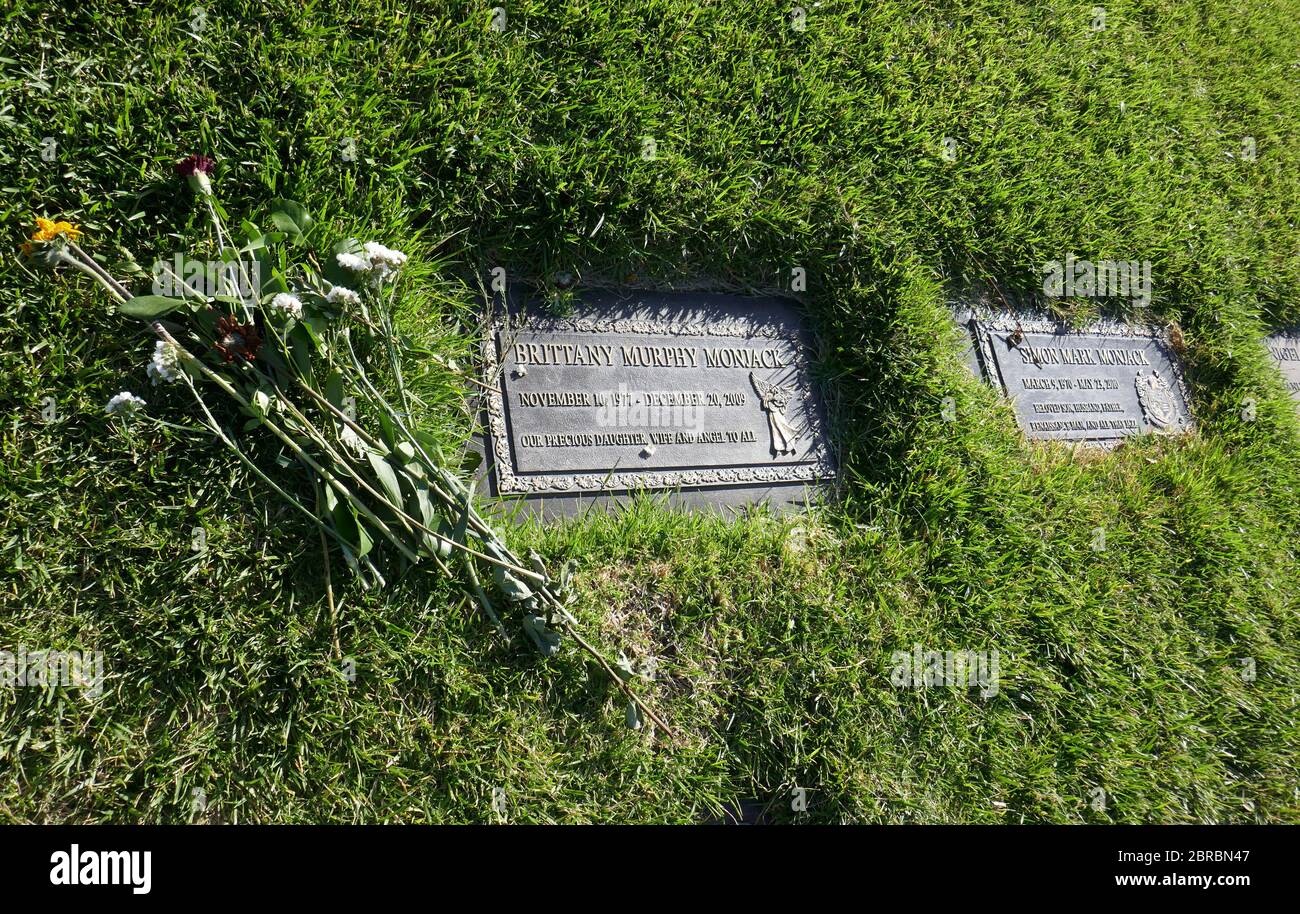 Brittany murphy and simon monjack hi-res stock photography and images ...