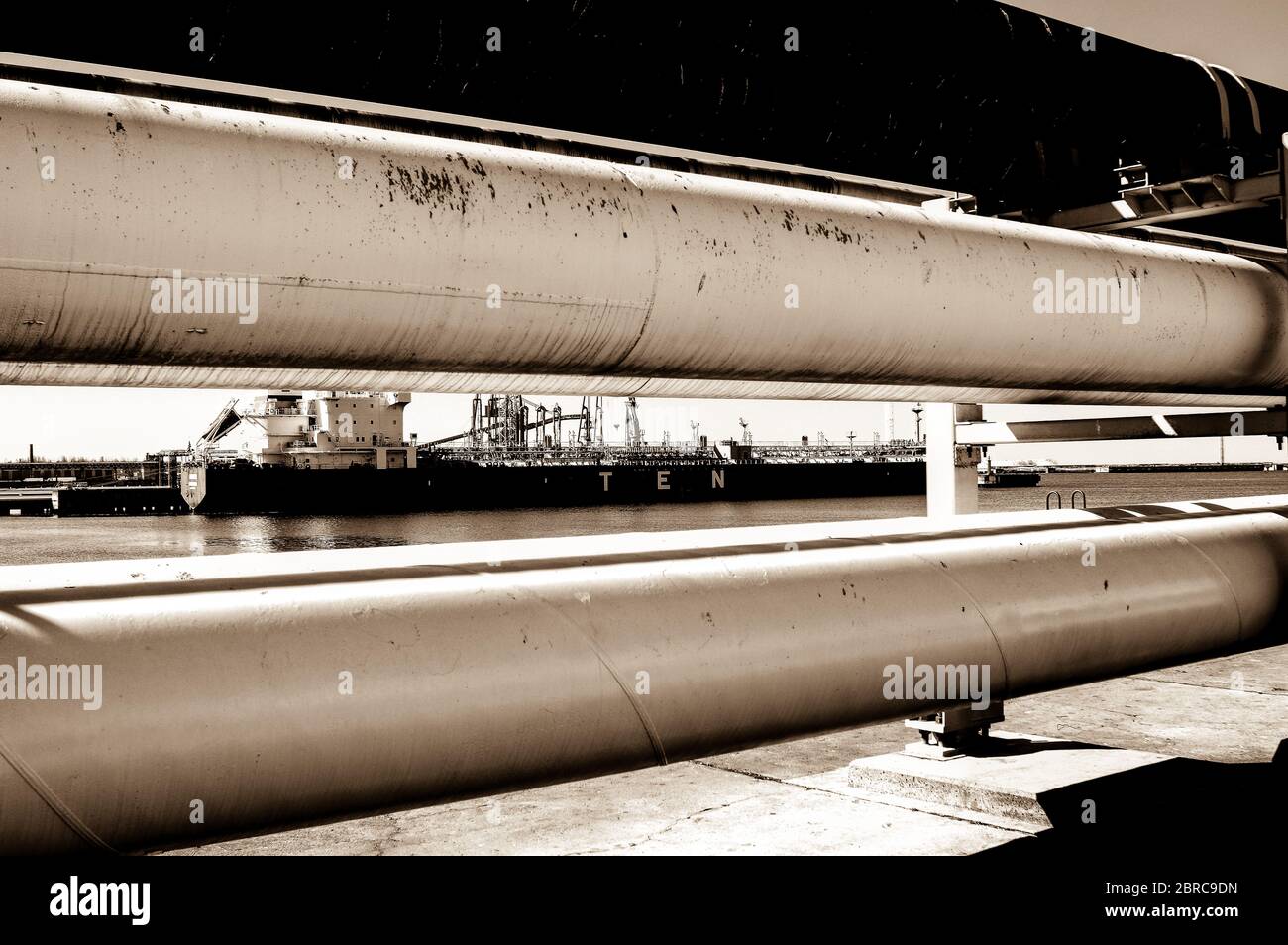 Pipeline and pipe rack of petroleum industrial plant. Offshore Industry ...