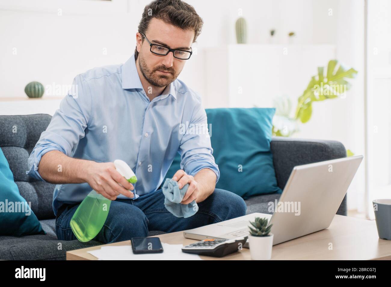 Dirty technology hi-res stock photography and images - Alamy