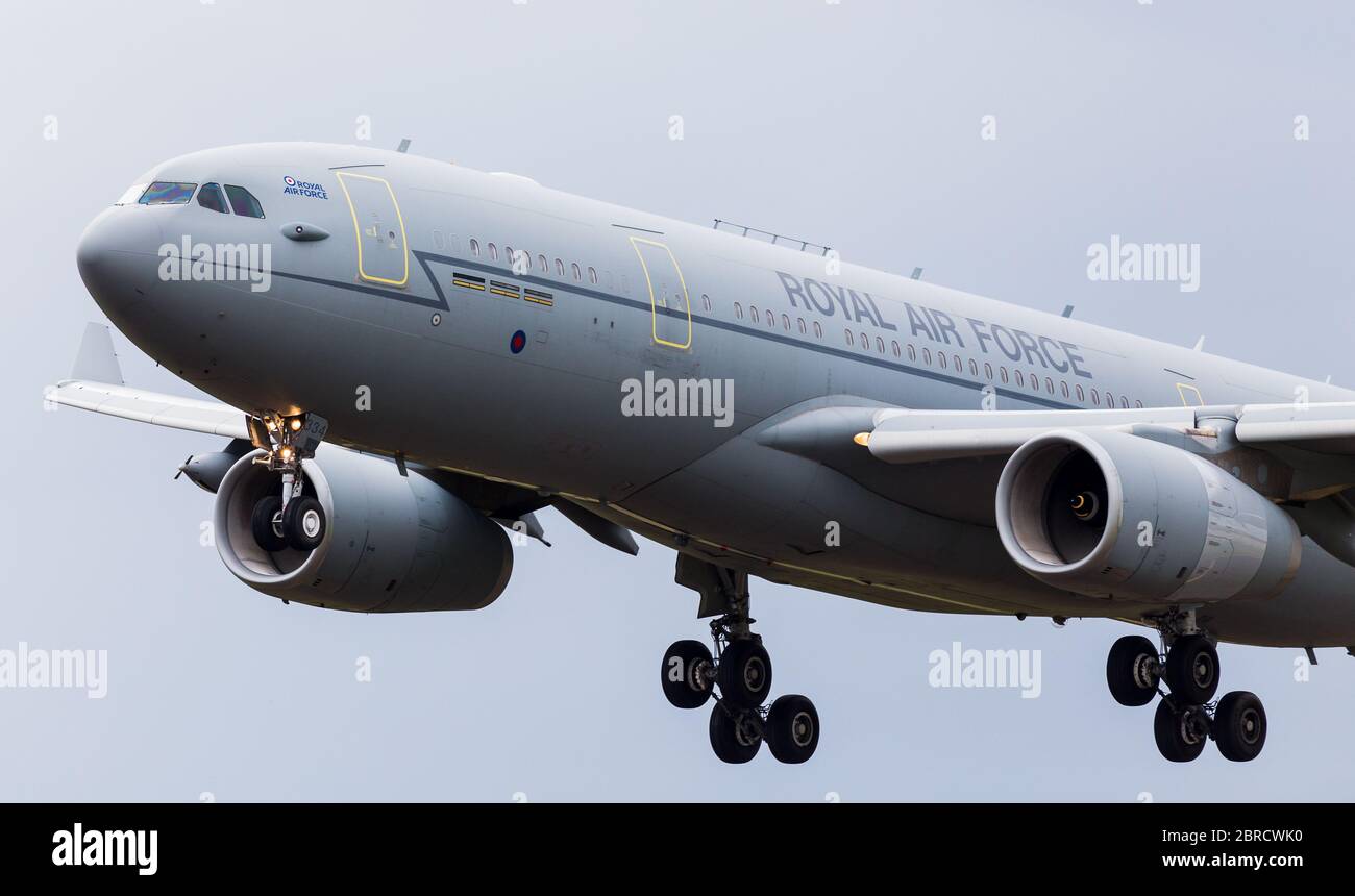 Raf fairford aerial hi-res stock photography and images - Alamy