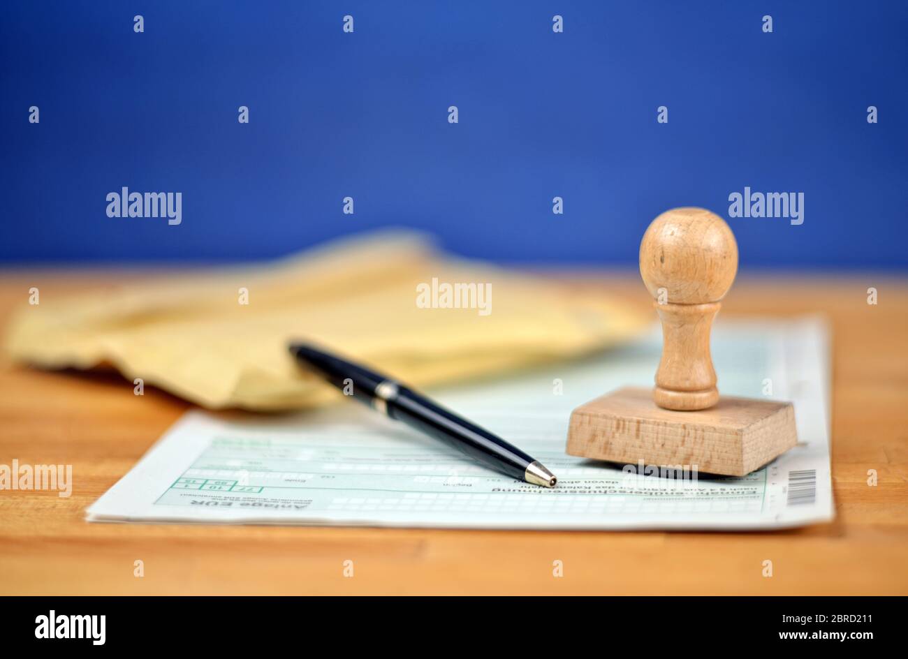 White papers stamp hi-res stock photography and images - Alamy